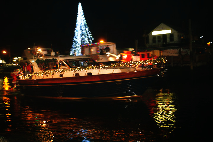 2013 Freeport Nautical Mile of Lights Annual Boat Parade