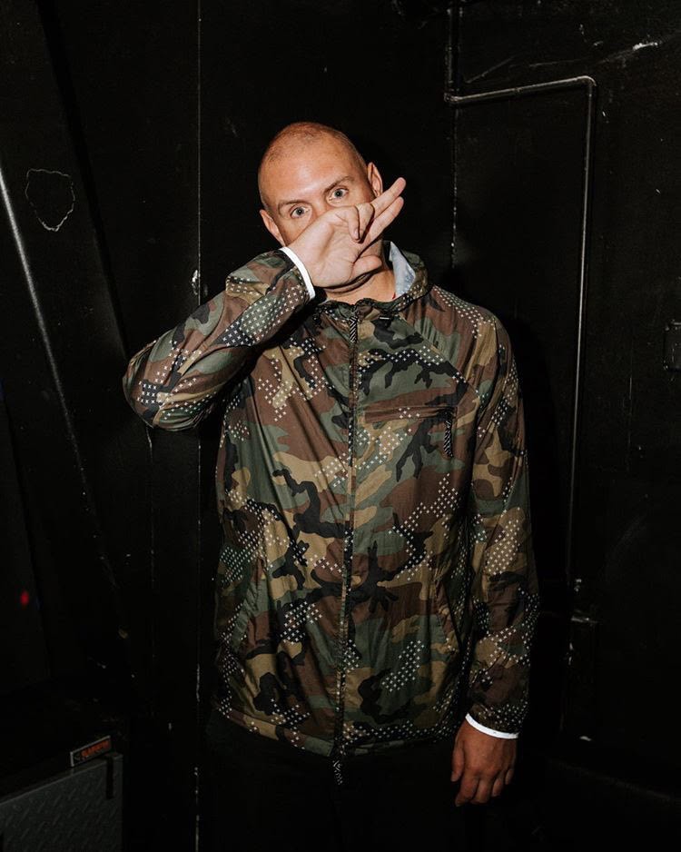 benzi color - LIB Magazine